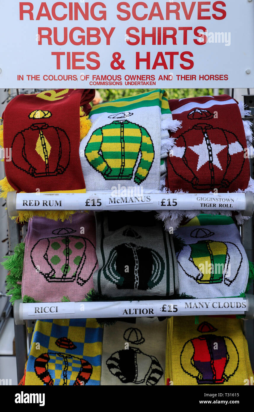 Aintree grand national 2019 hi-res stock photography and images - Alamy