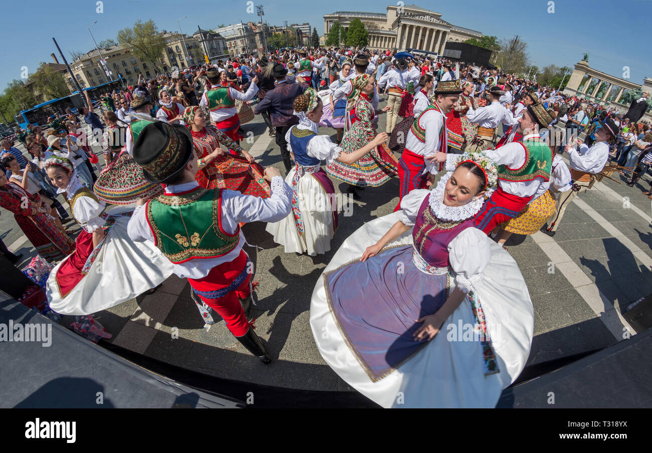 BUDAPEST,HUNGARY - APRIL 22. 2018.: Spring celebration parade at Heroes ...