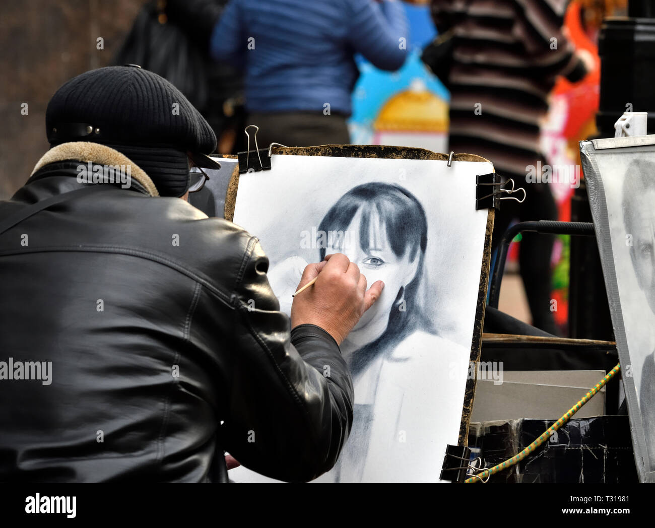 Street artist at work Stock Photo - Alamy
