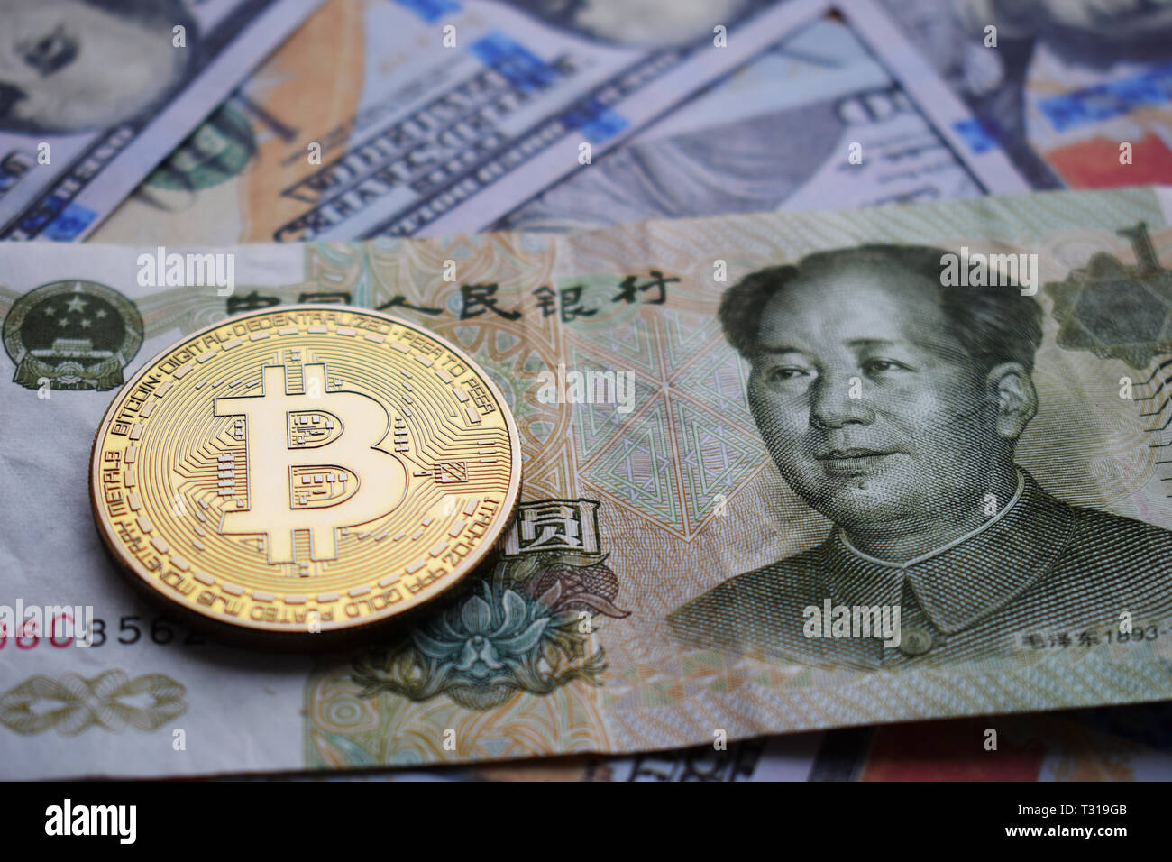 Bitcoins us banknotes golden hi-res stock photography and images - Alamy