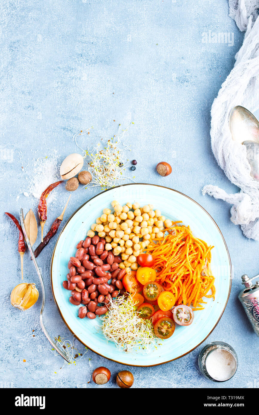 vegetables on plate, diet food, ingredients for cooking Stock Photo - Alamy