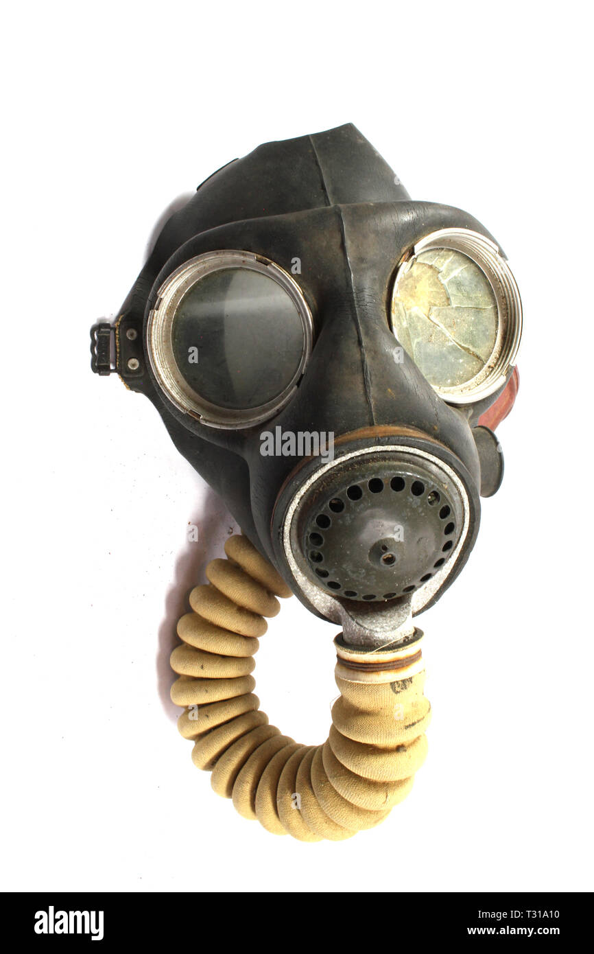 Vintage gas mask hi-res stock photography and images - Alamy