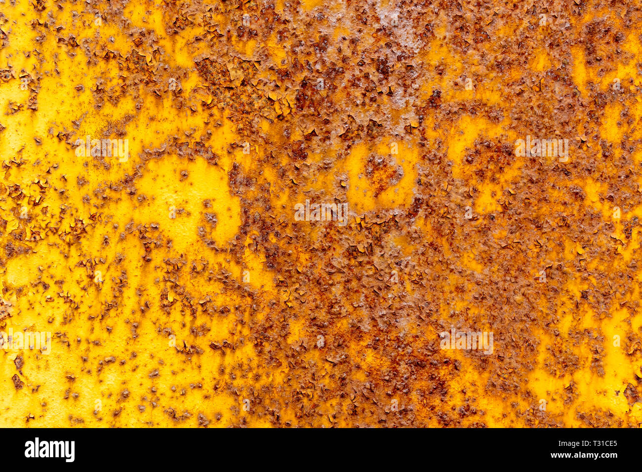Cracked yellow paint hi-res stock photography and images - Alamy