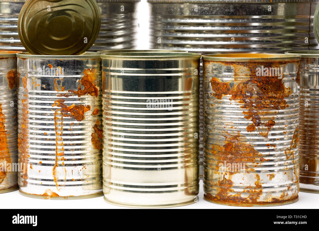 Rusty tin can hi-res stock photography and images - Alamy