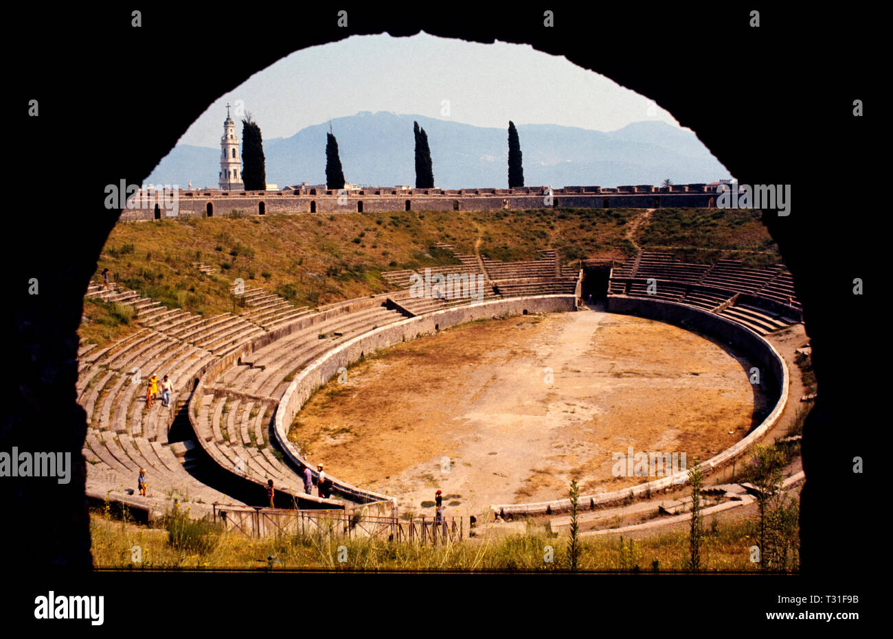 Destruction of pompeii hi-res stock photography and images - Alamy