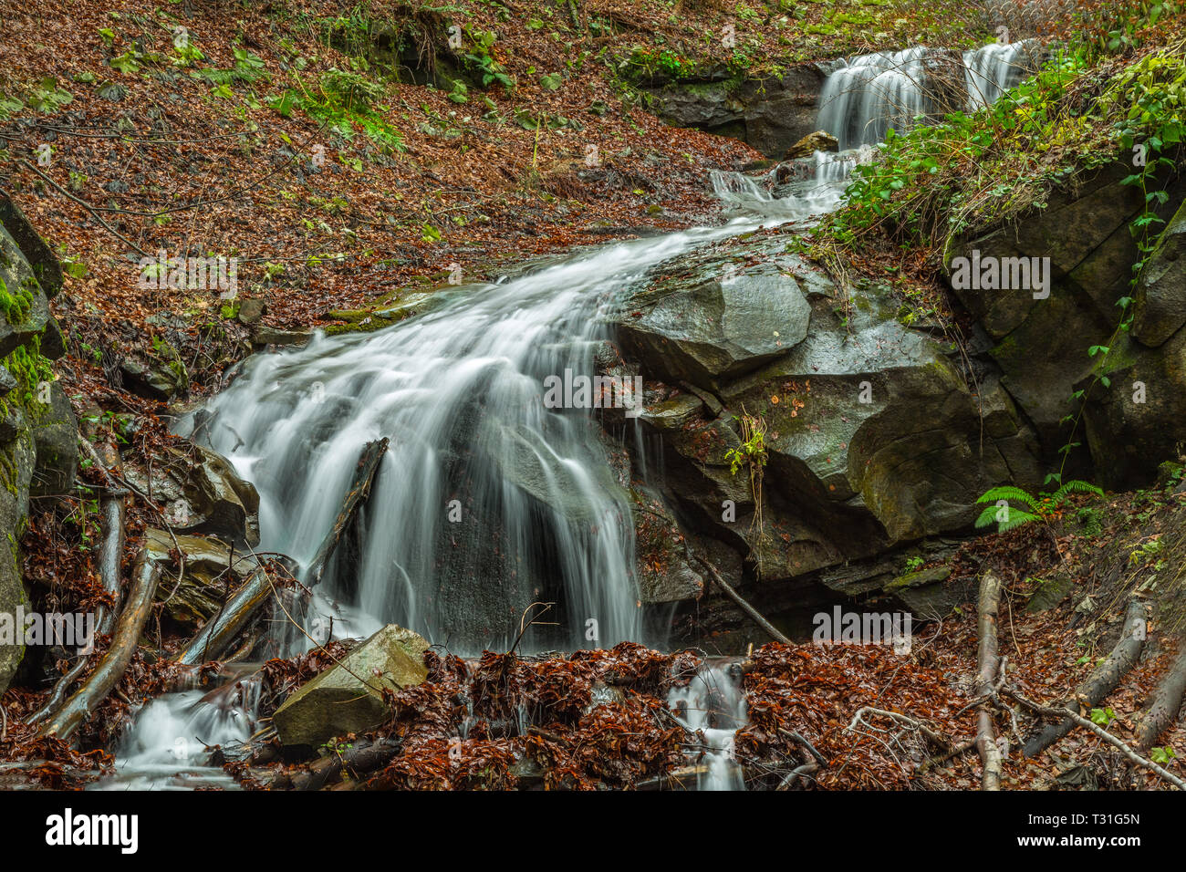 Beautiful creek in mountains italy hi-res stock photography and images ...