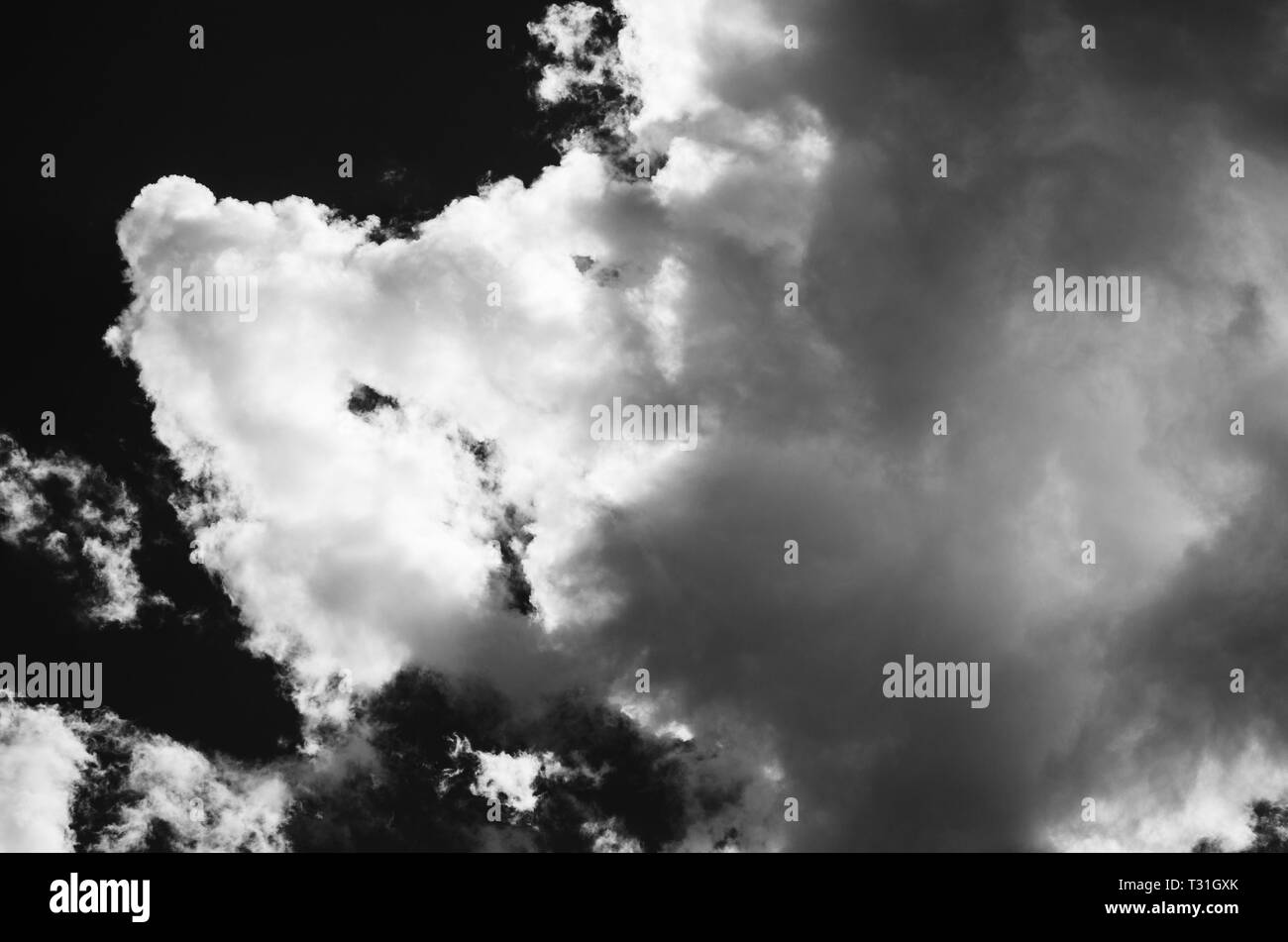 High contrast cloud formation in black and white Stock Photo - Alamy