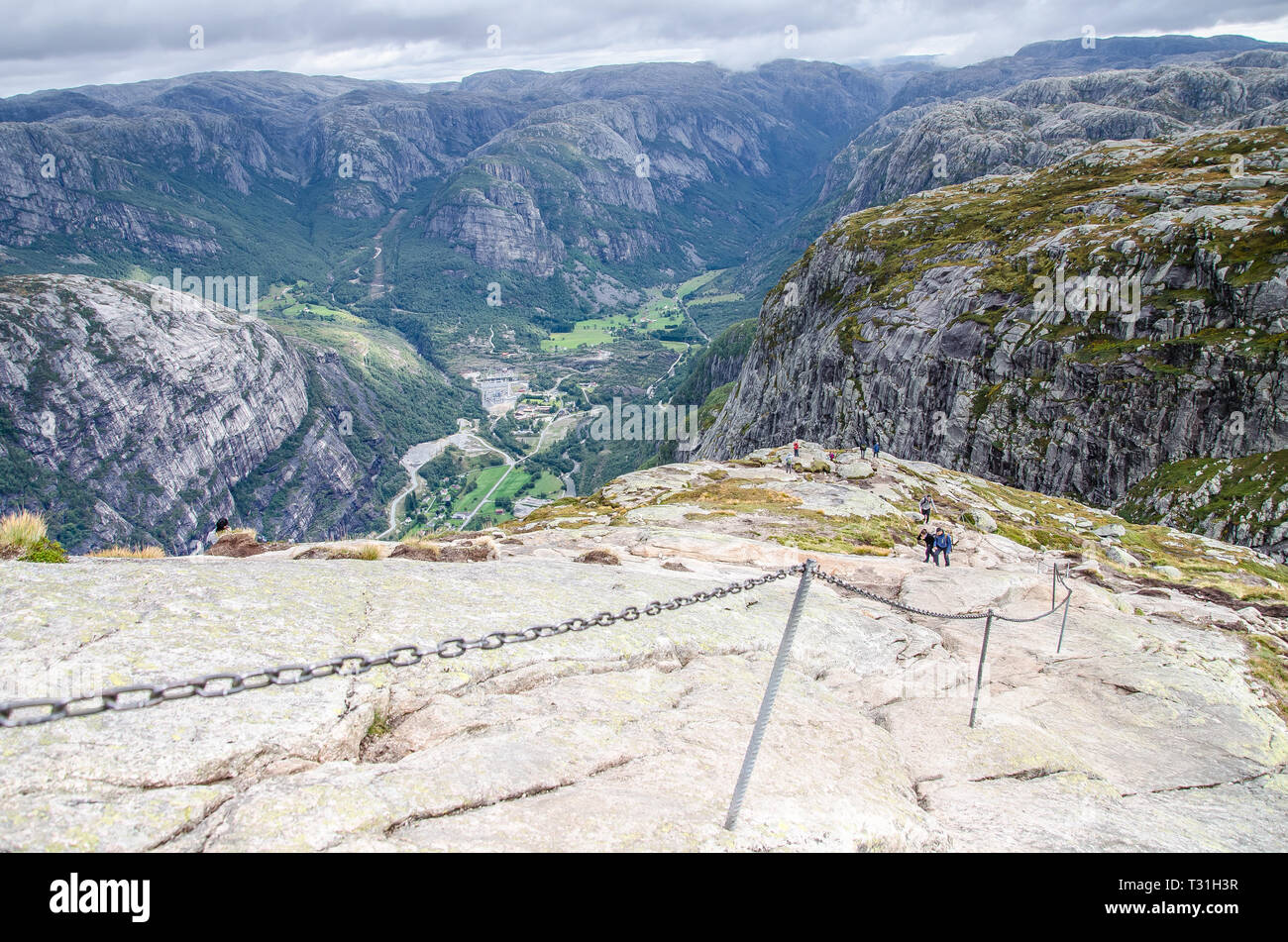 Kjeragbolten animal hi-res stock photography and images - Alamy