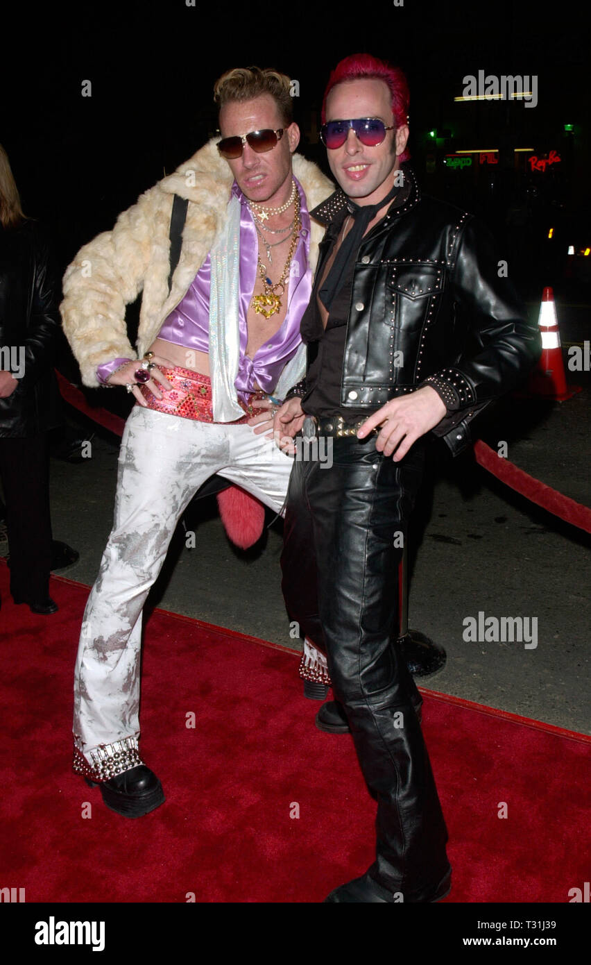 LOS ANGELES, CA. February 20, 2001: Actor ALEXIS ARQUETTE (right ...