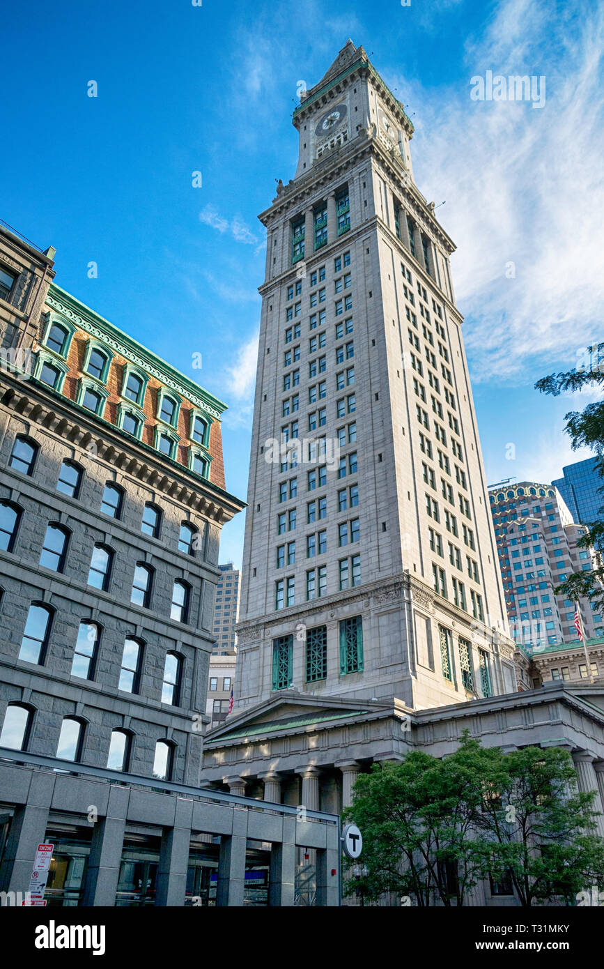 The famous Boston Custom House Stock Photo - Alamy