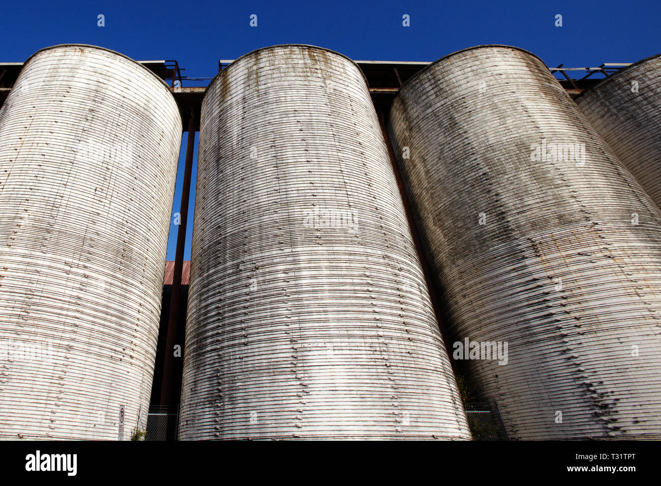 3 silos hi-res stock photography and images - Alamy