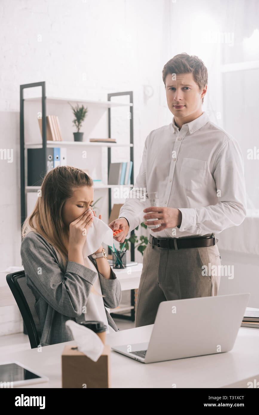 Office workers sad hi-res stock photography and images - Alamy