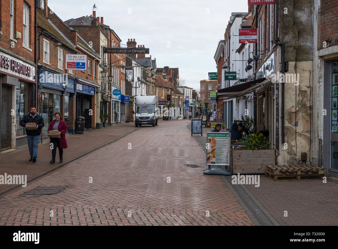 Early morning shoppers in High Street, Chesham, Buckinghamshire ...