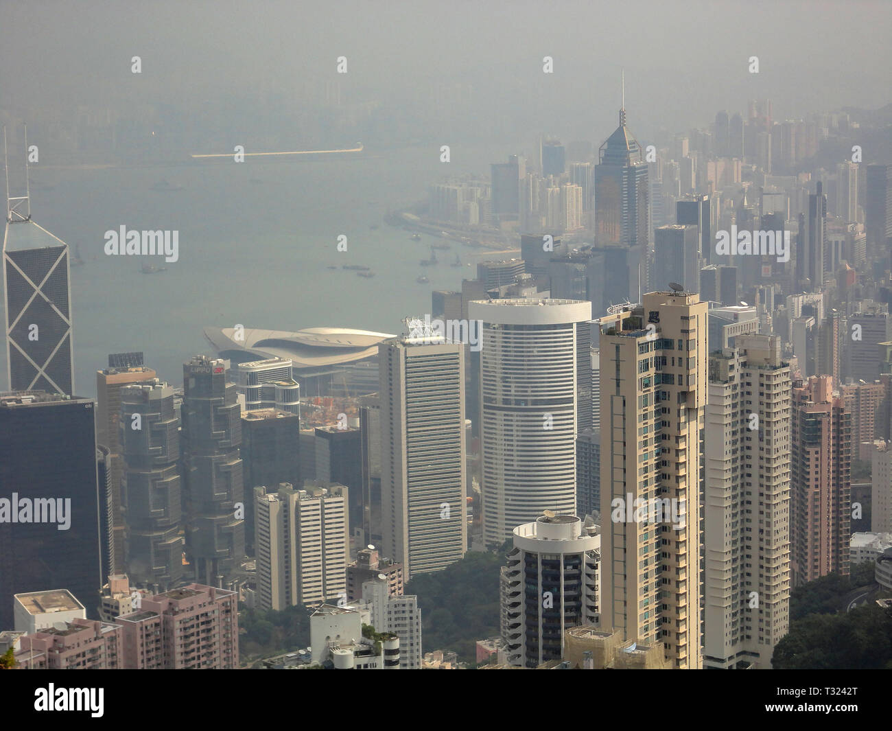 Hong Kong skyscrapers on smoggy day Stock Photo - Alamy
