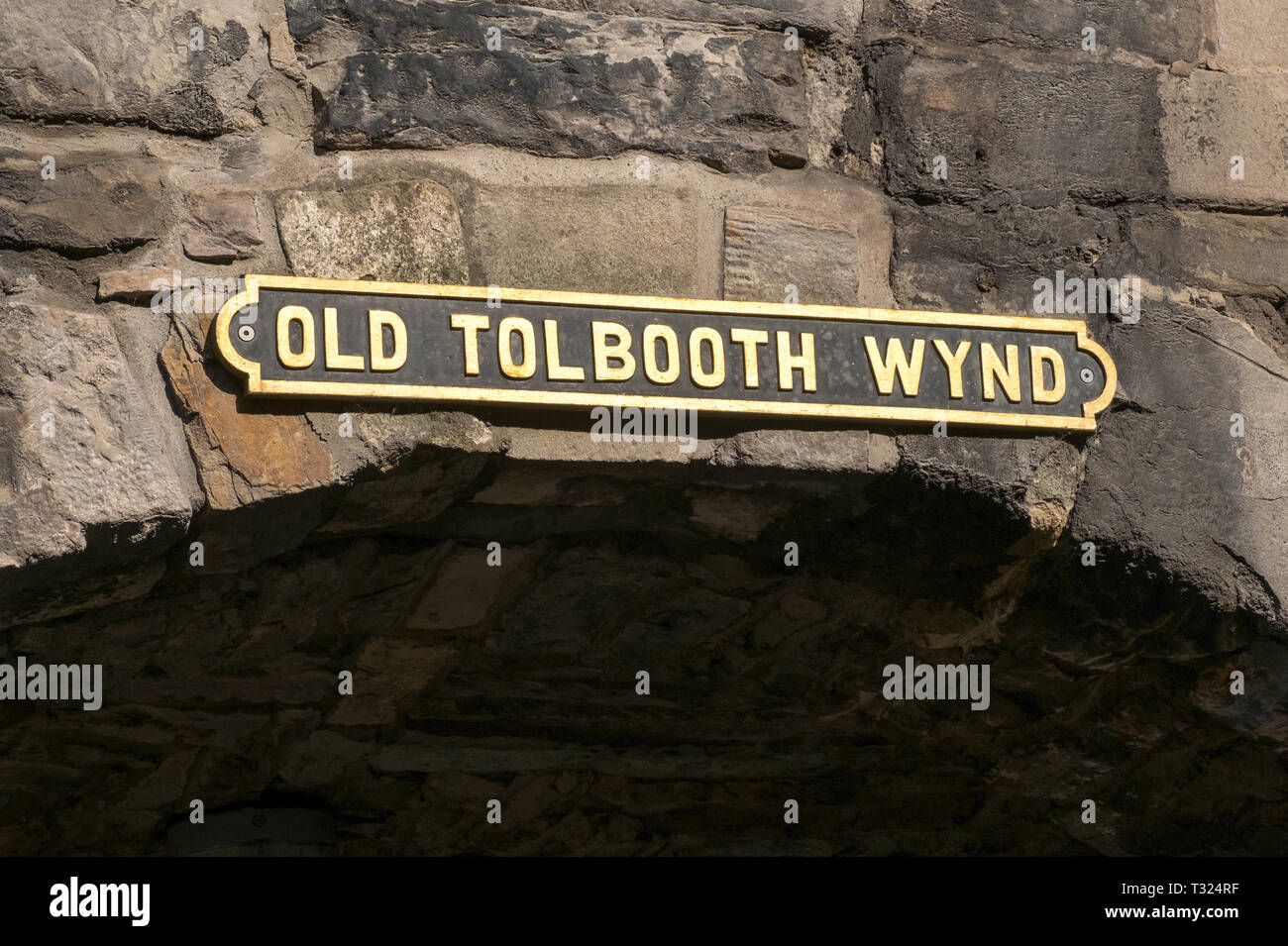 Old tolbooth edinburgh hi-res stock photography and images - Alamy