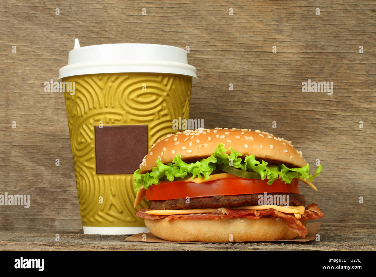 Hamburger and coffee hi-res stock photography and images - Alamy