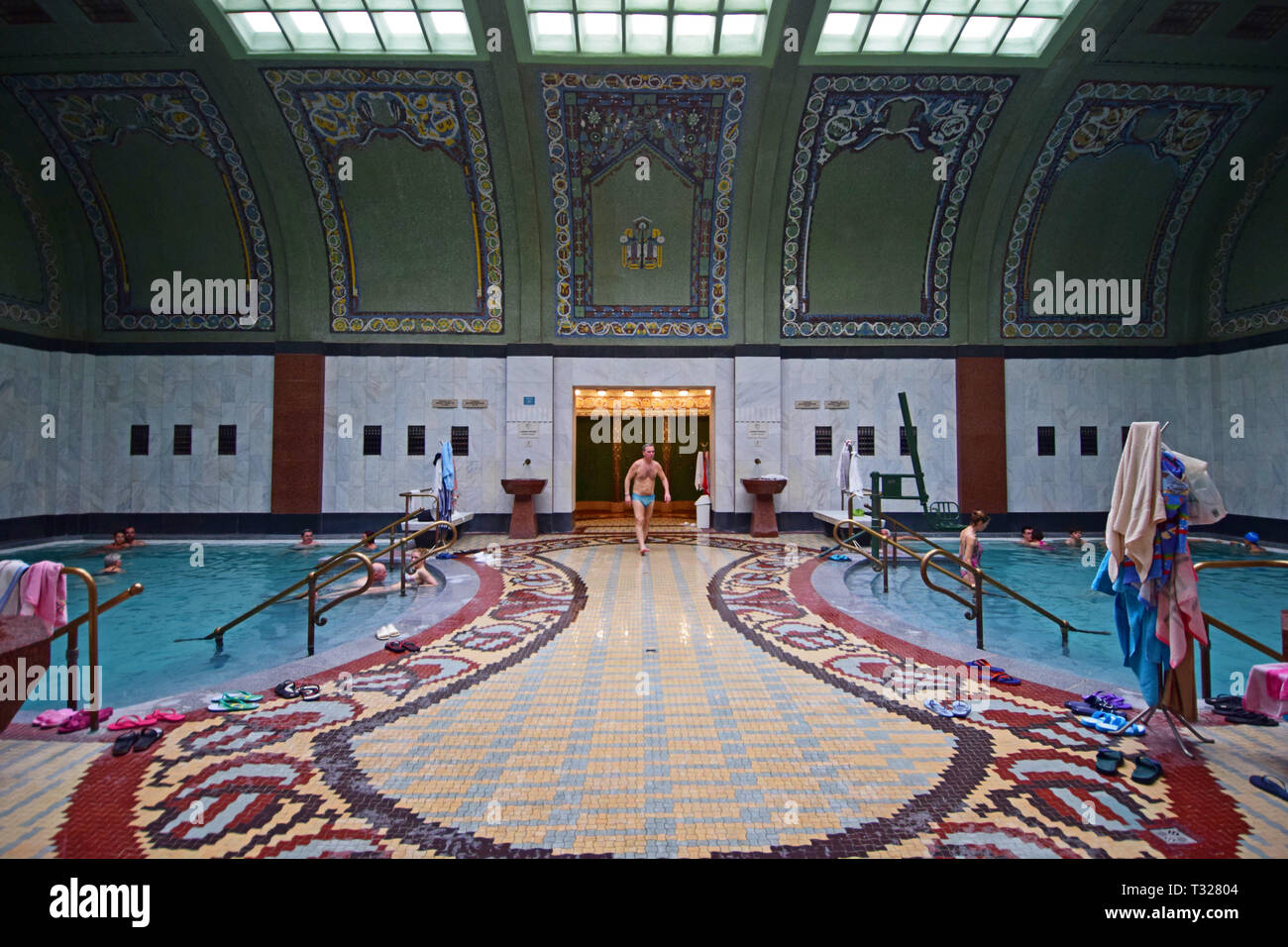 Gellert Thermal Baths and Swimming Pool (also known as the Gellért ...