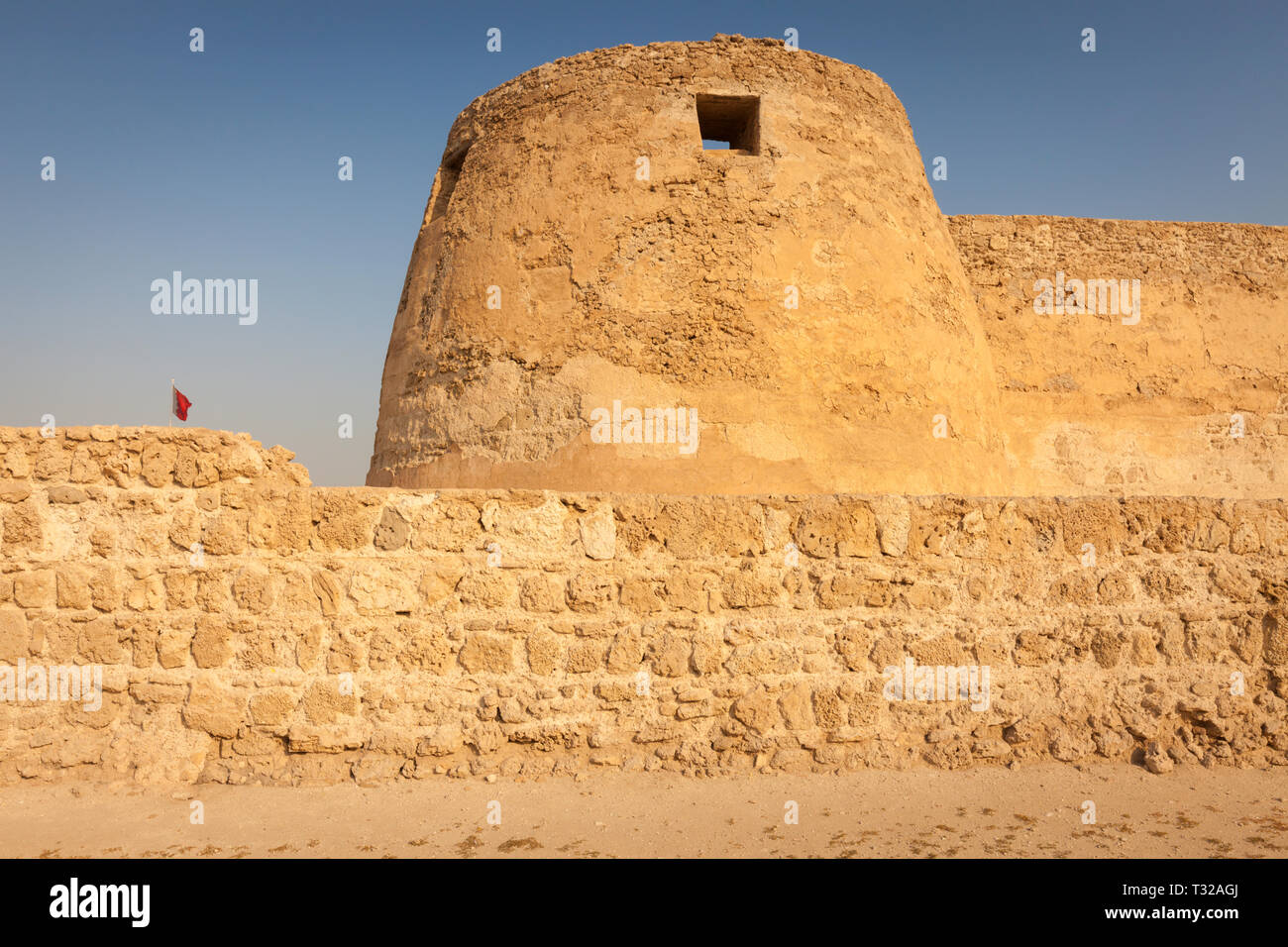 Bahrain fort sunset hi-res stock photography and images - Alamy