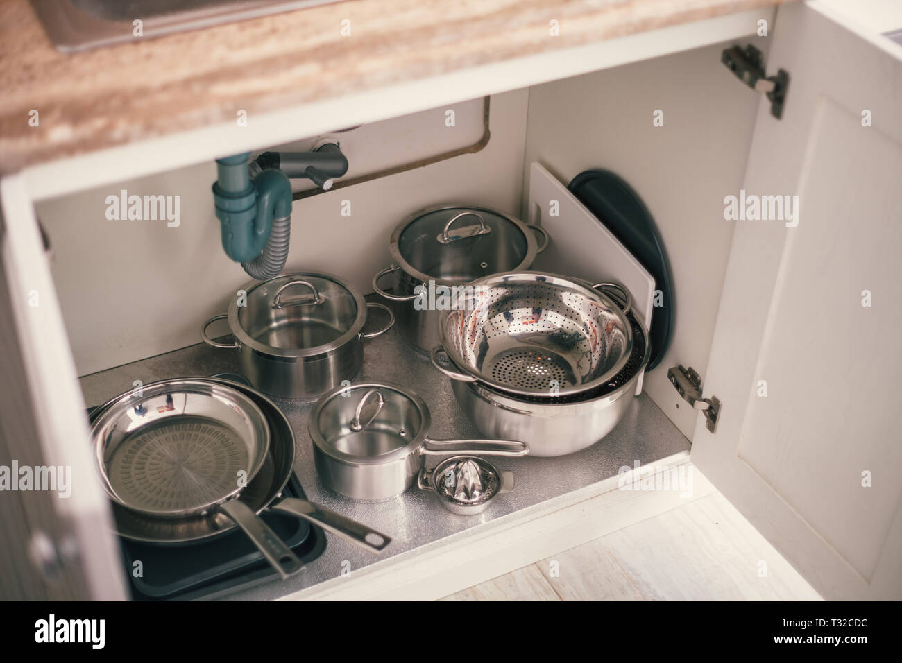 Kitchen cooking equipment (pan and pot Stock Photo - Alamy