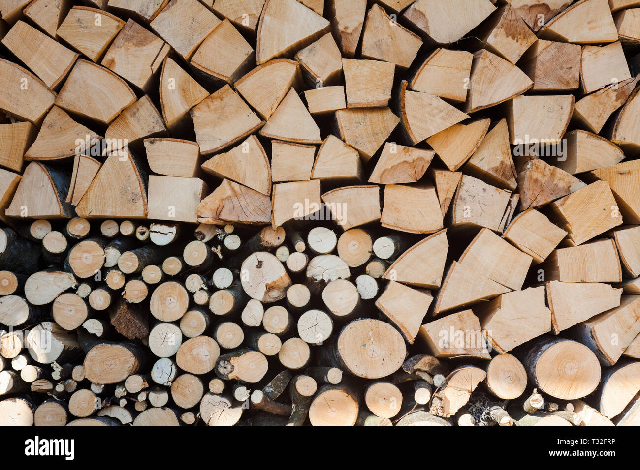 stack of woods for fire. texture Stock Photo - Alamy