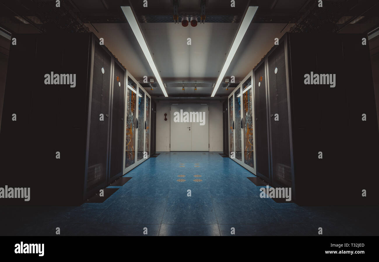 Wide view modern computer hi-res stock photography and images - Alamy