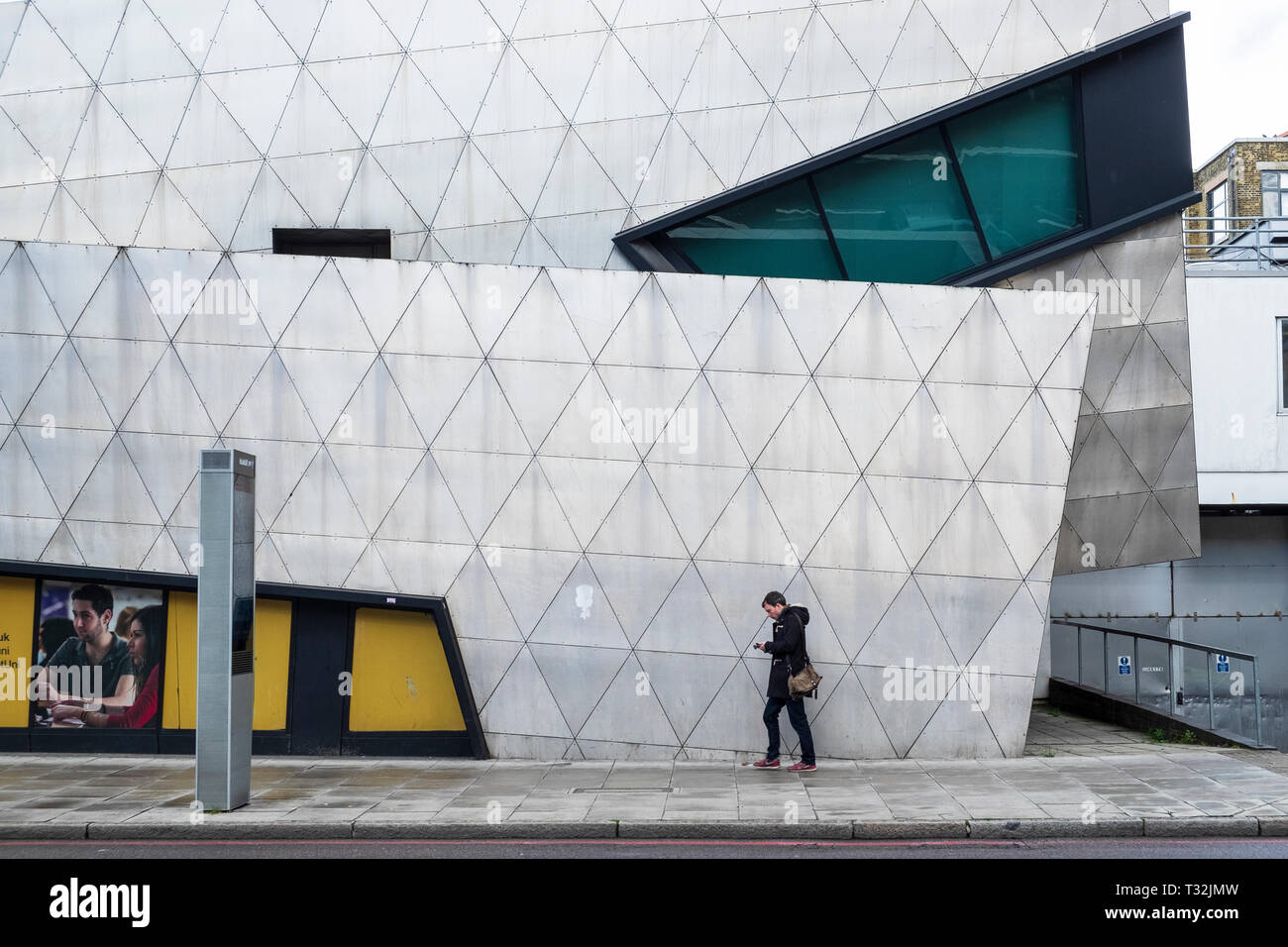Stainless steel cladding hi-res stock photography and images - Alamy