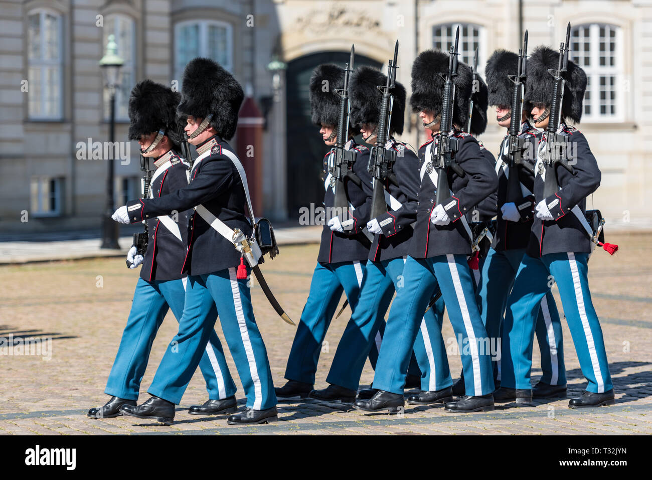Danish guards marching hi-res stock photography and images - Alamy