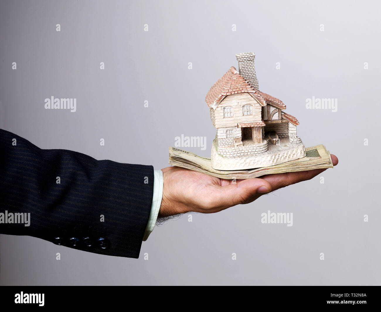 Money in his hands hi-res stock photography and images - Alamy