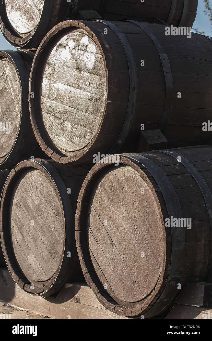 Barrel screed hi-res stock photography and images - Alamy