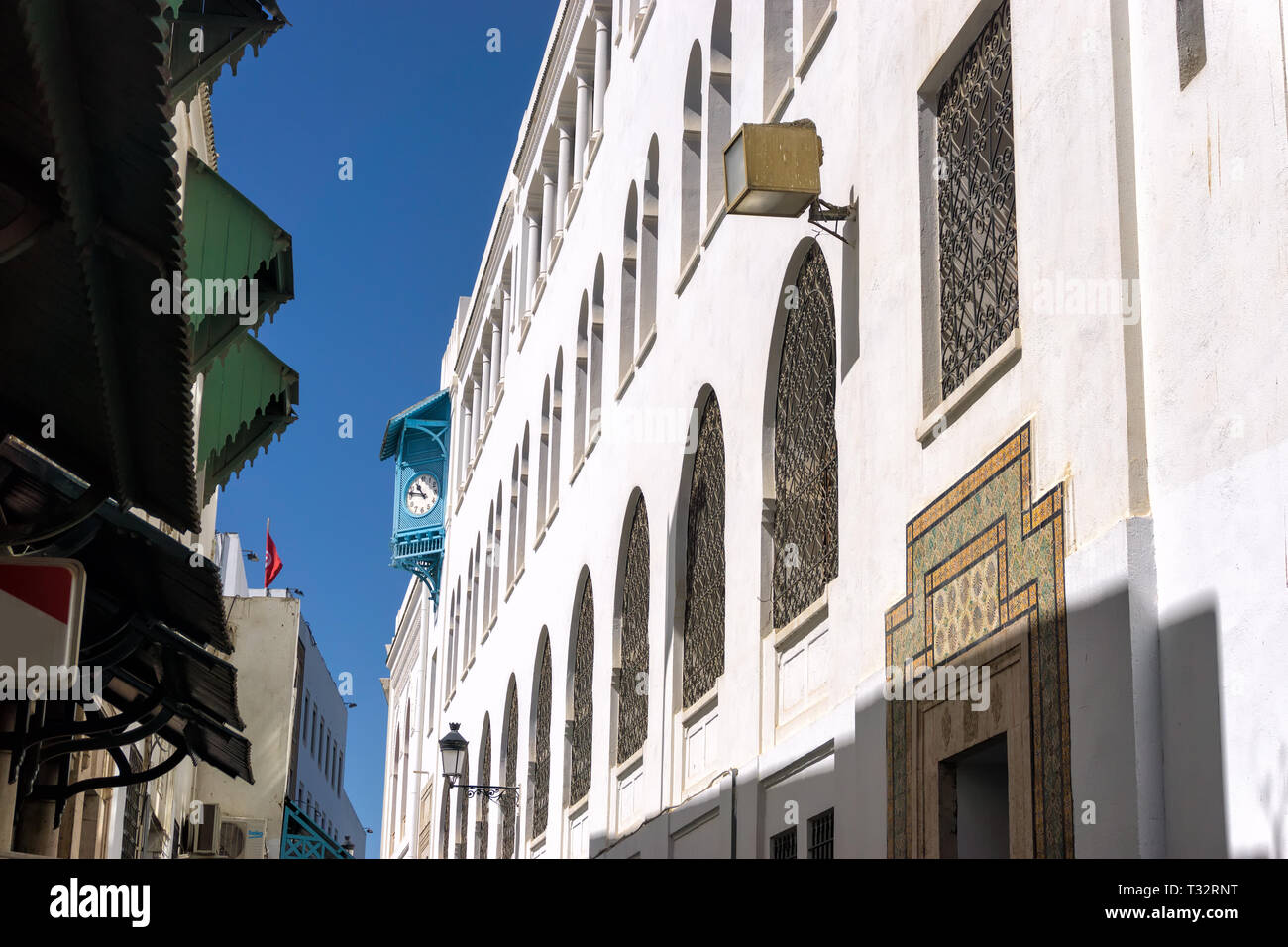 Street with old buildings in the medina of Tunis, Tunisia Stock Photo ...
