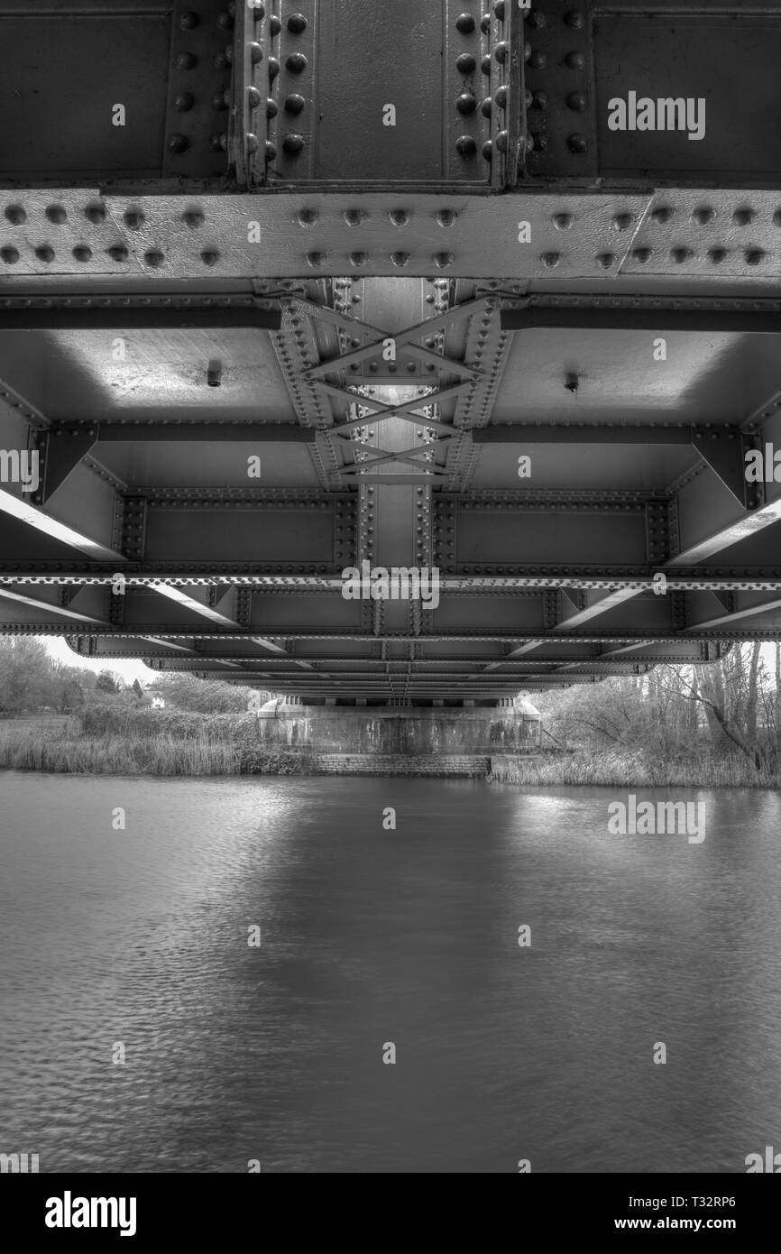 Modern steel truss bridge hi-res stock photography and images - Alamy