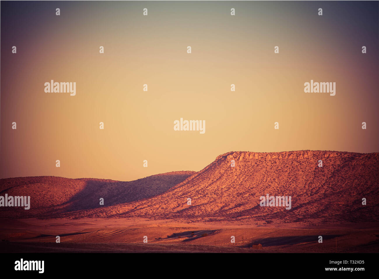 The high, open desert of Arizona with mountains in the distance Stock ...