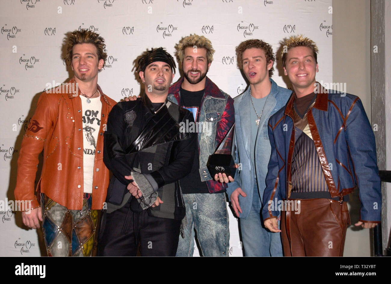 LOS ANGELES, CA. January 08, 2001: Pop group *NSYNC at the 28th Annual ...