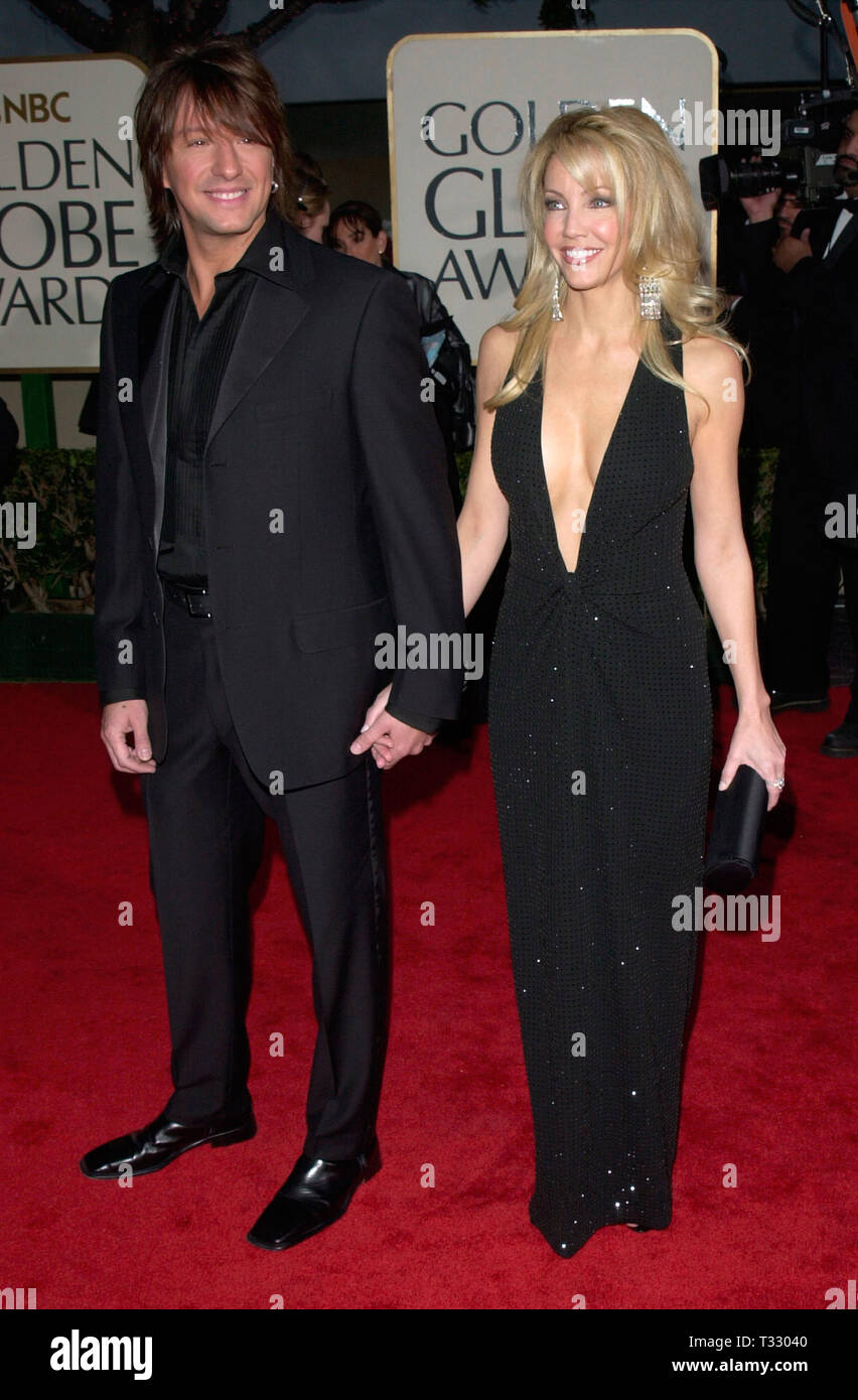 LOS ANGELES, CA. January 21, 2001: Actress HEATHER LOCKLEAR & rock star ...