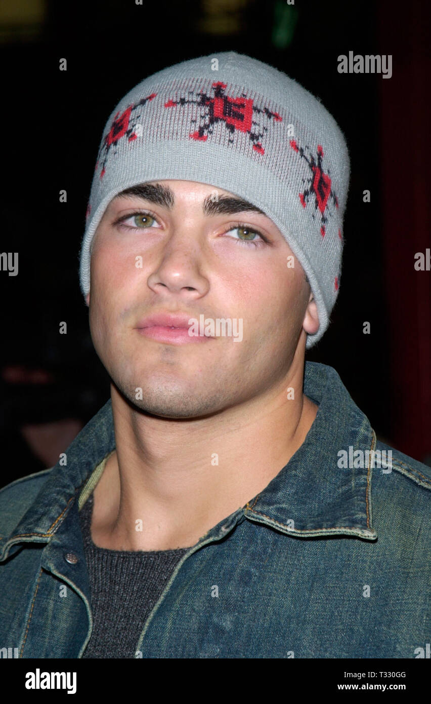 LOS ANGELES, CA. February 01, 2001: Actor JESSE MELCALFE at the ...