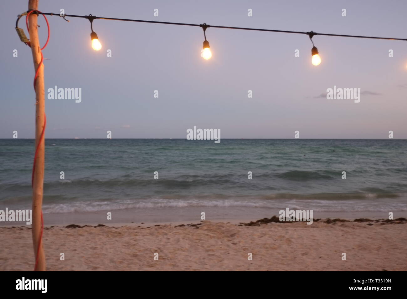 Makeshift restaurant hi-res stock photography and images - Alamy