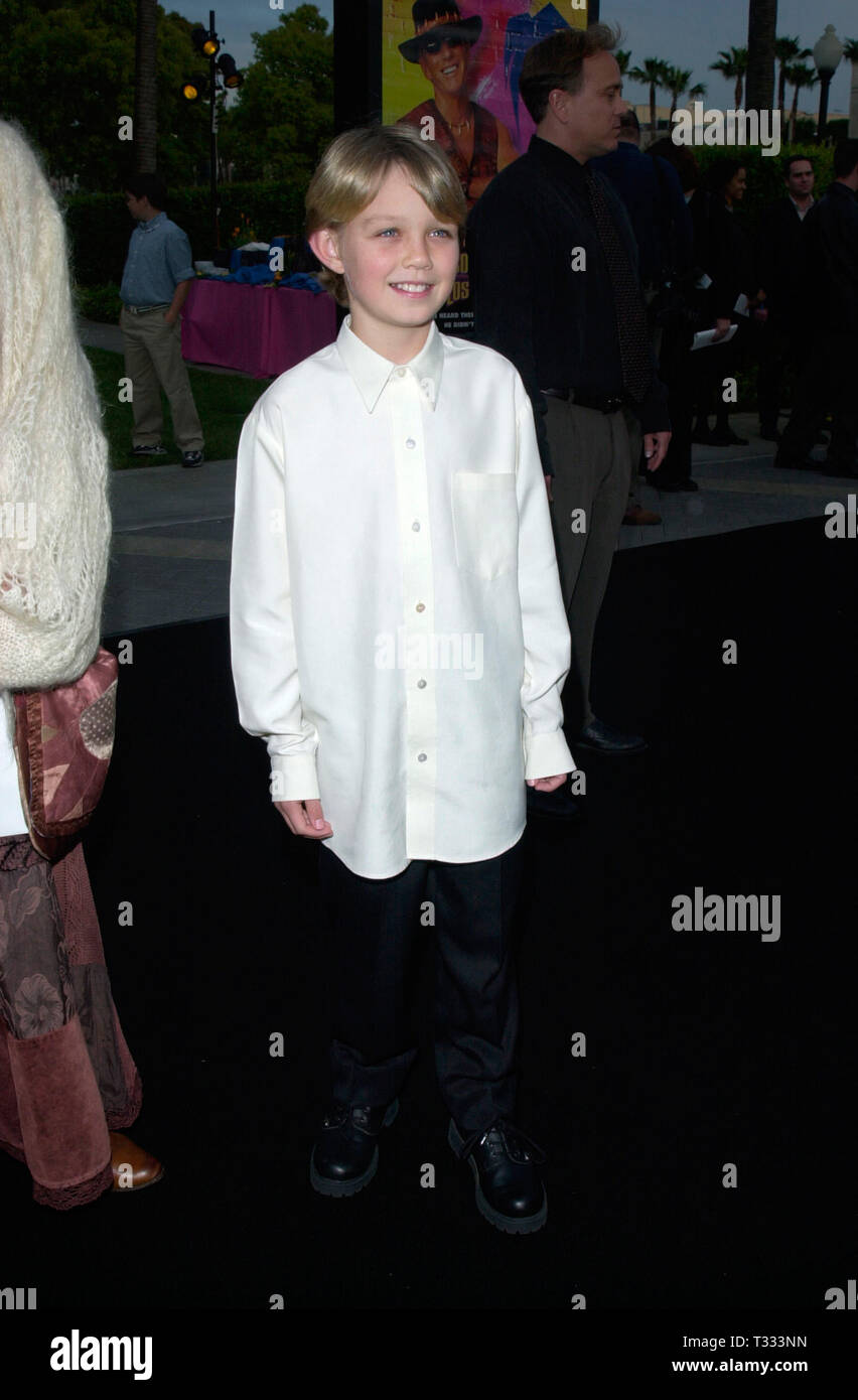 LOS ANGELES, CA. April 18, 2001: Actor SERGE COCKBURN at the US ...