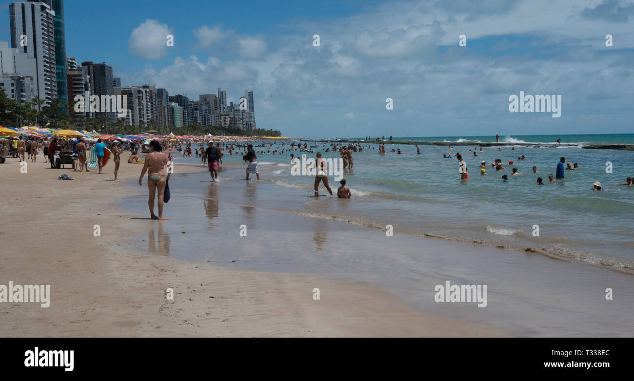 A crowded Recife Beach, Brazil Stock Photo - Alamy