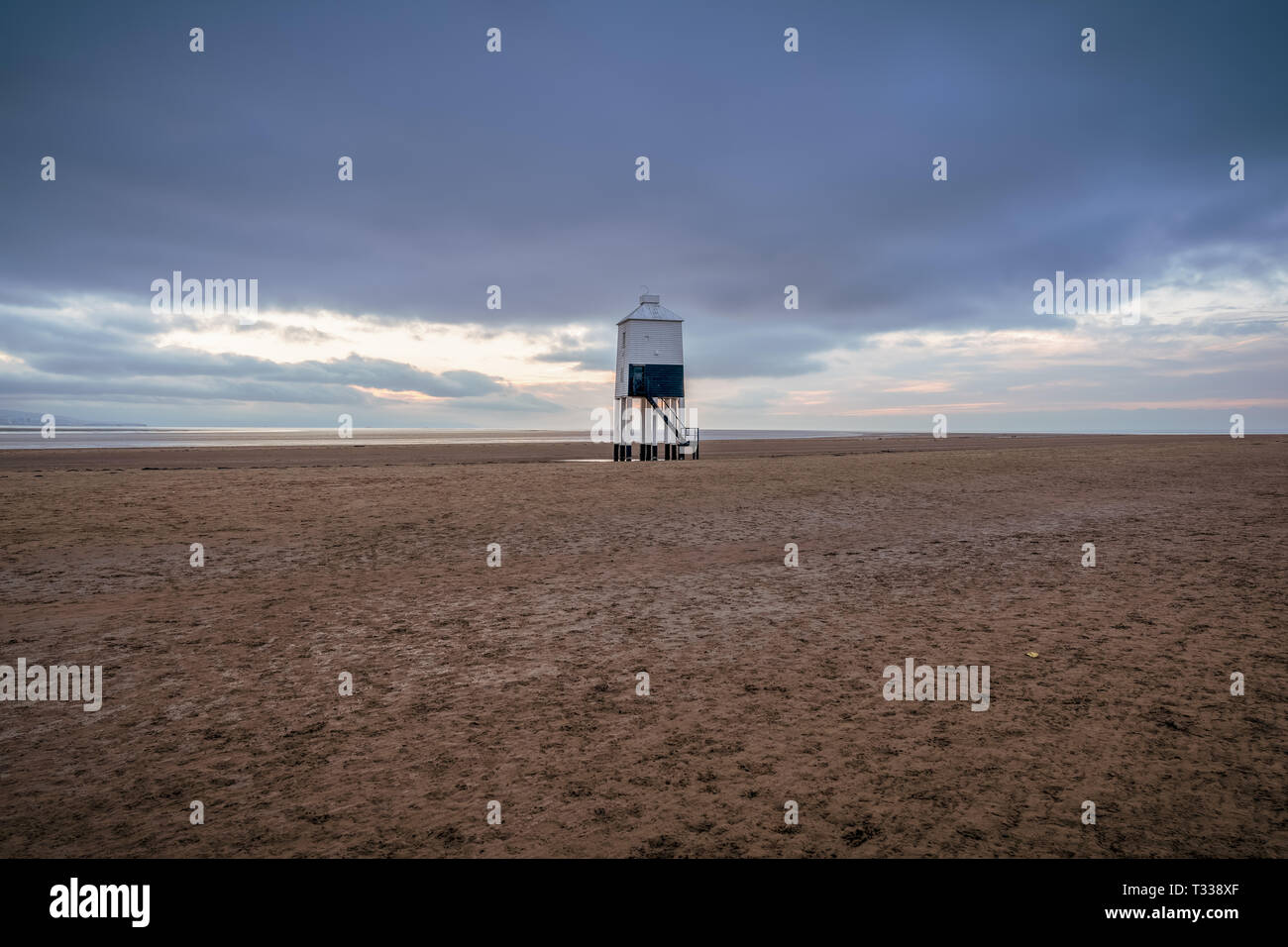 Low Lighthouse Burnham High Resolution Stock Photography and Images - Alamy