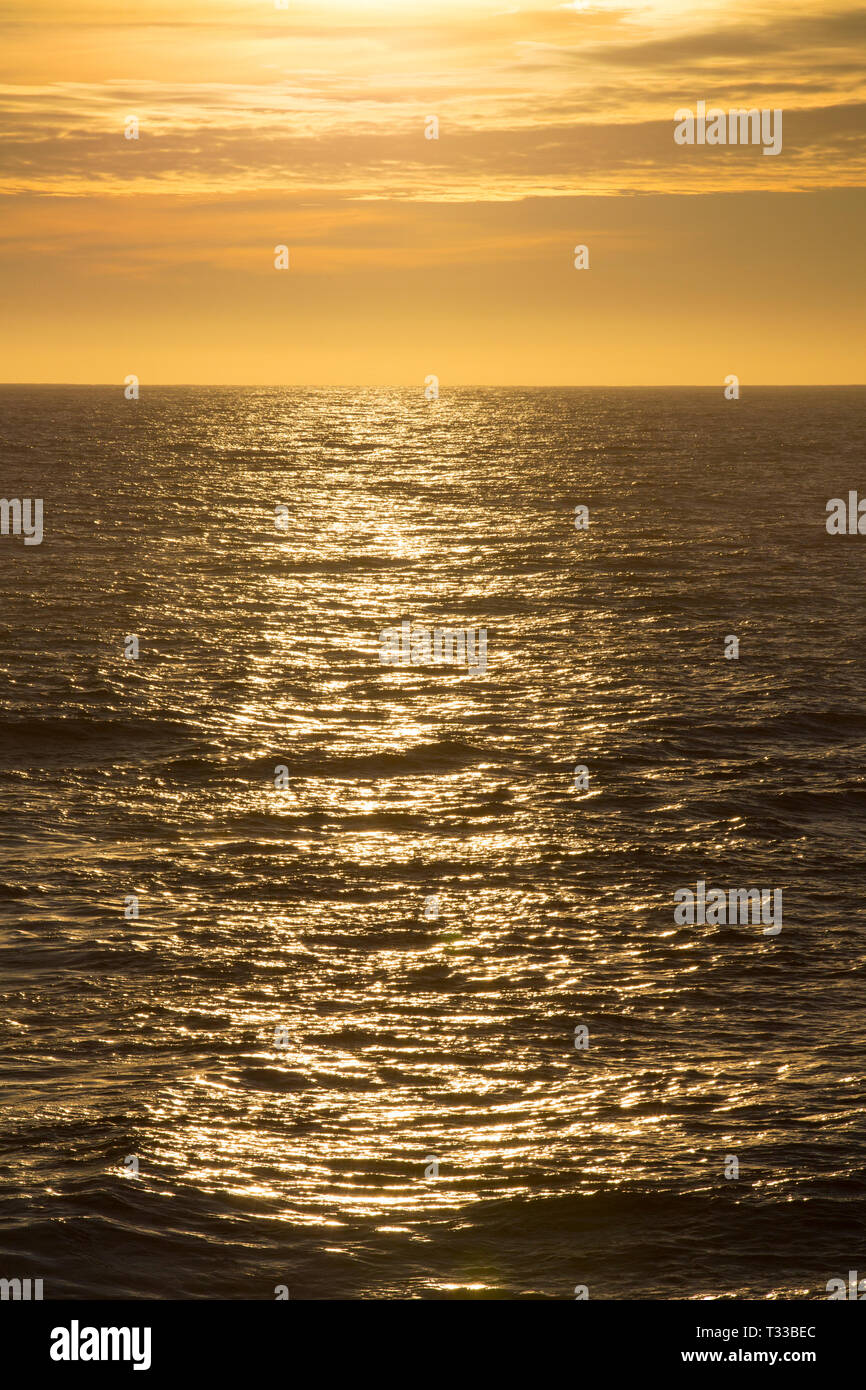 Antarctic peninsular sunset hi-res stock photography and images - Alamy