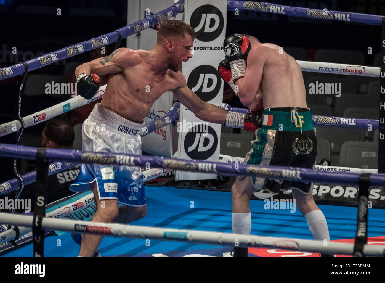 Sean cairns boxer hi-res stock photography and images - Alamy
