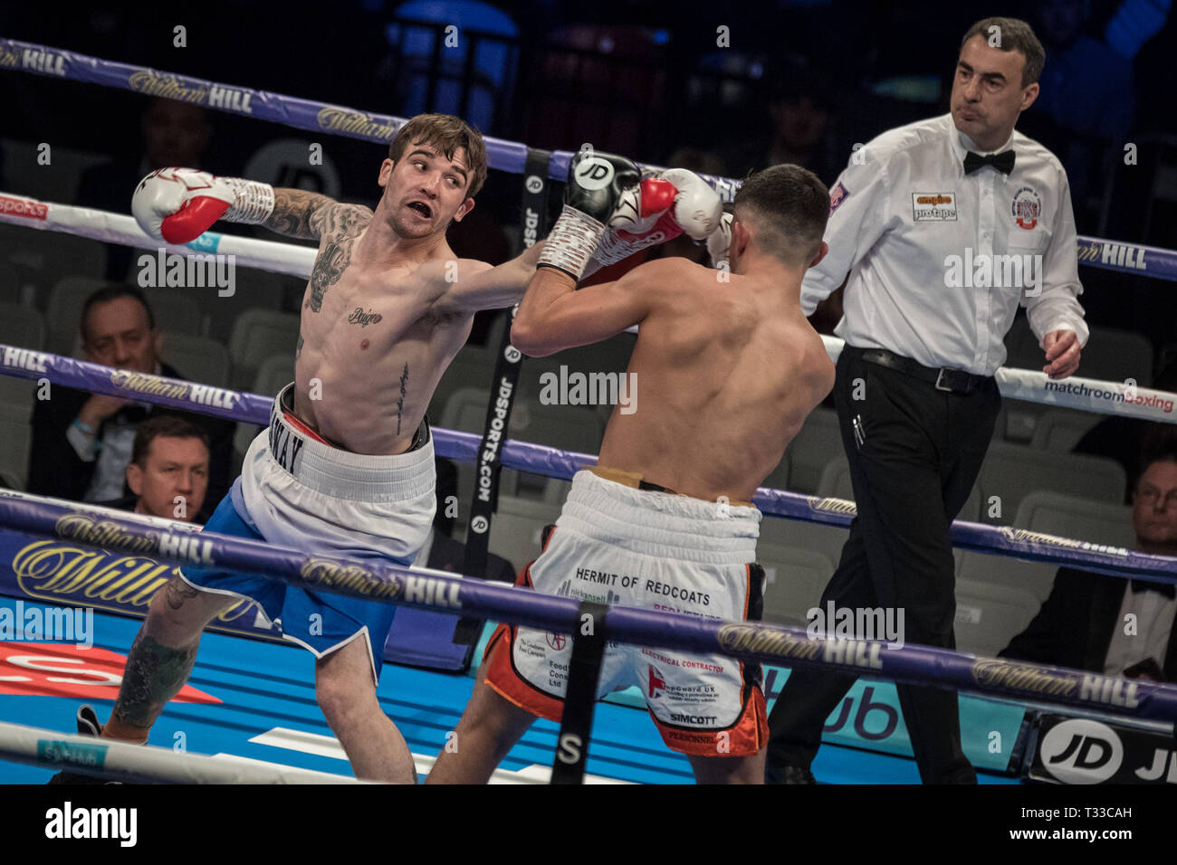 Tom Ansell vs Chris Adaway. Adaway wins the Super-Lightweight fight 39 ...