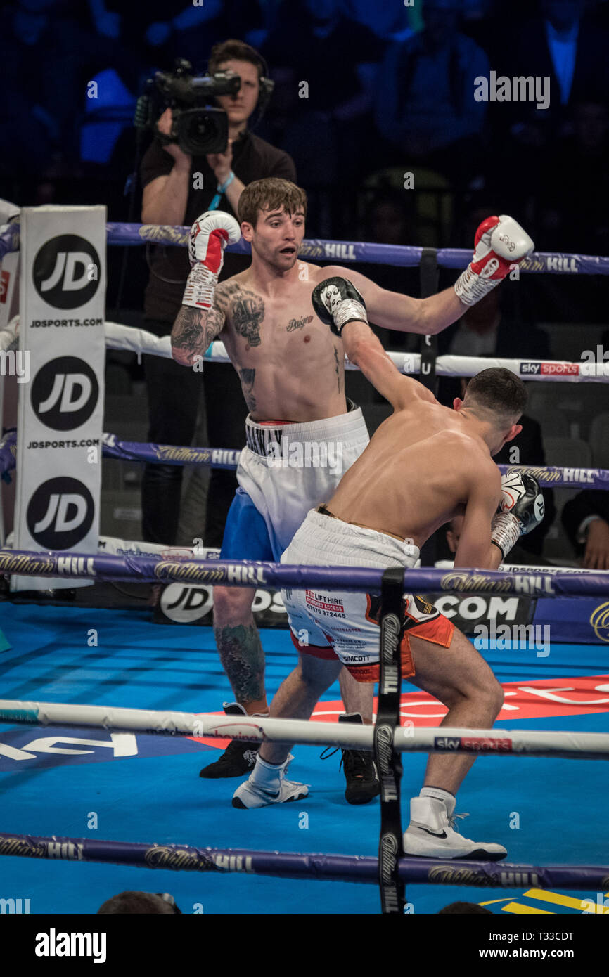 Tom ansell boxer hi-res stock photography and images - Alamy