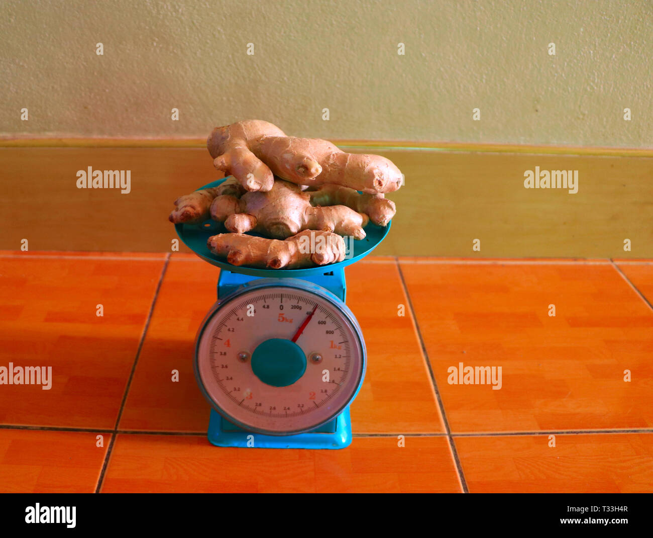 Weight measurement hi-res stock photography and images - Alamy
