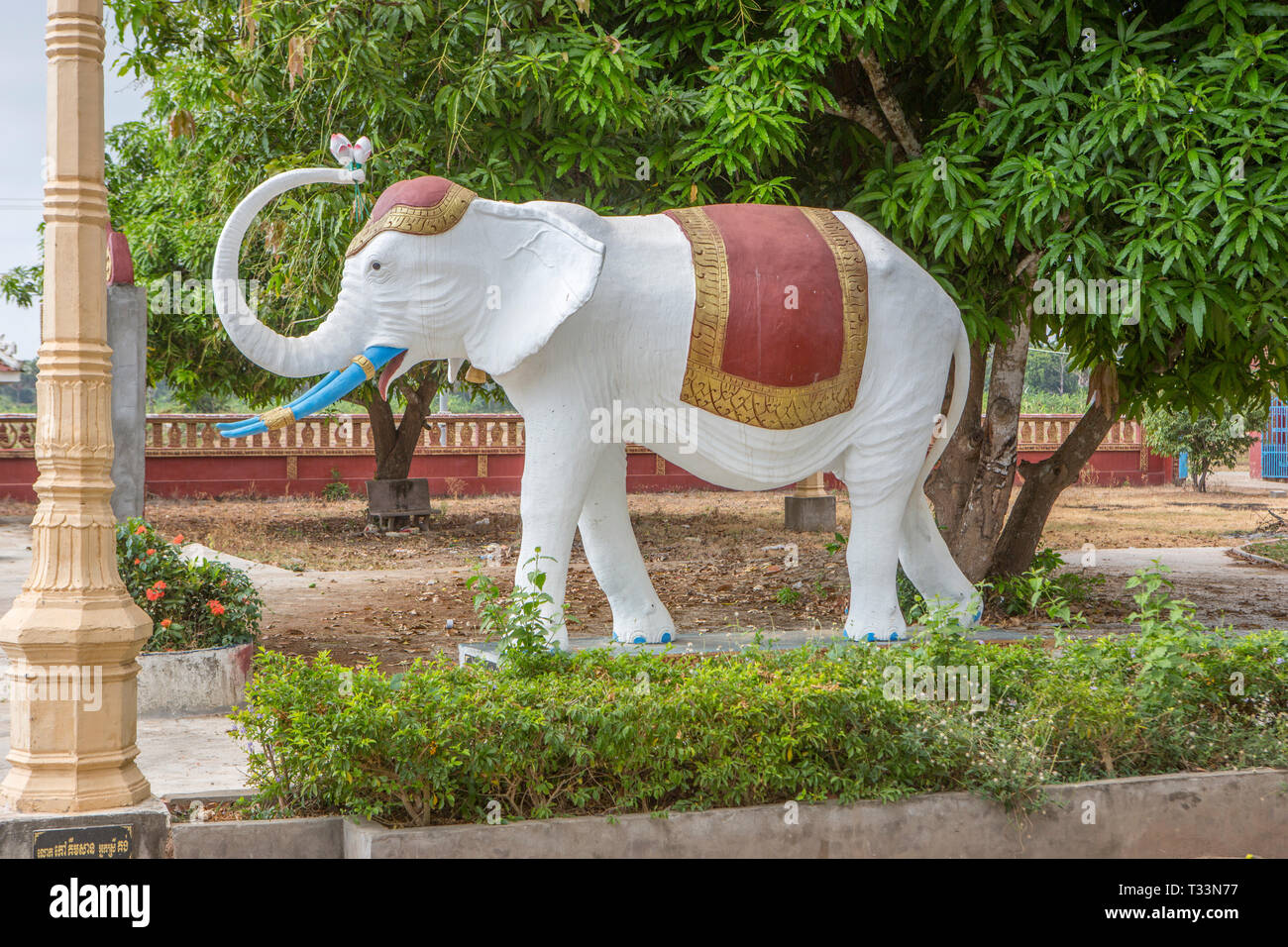 Elephant statue in Cambodia Stock Photo - Alamy