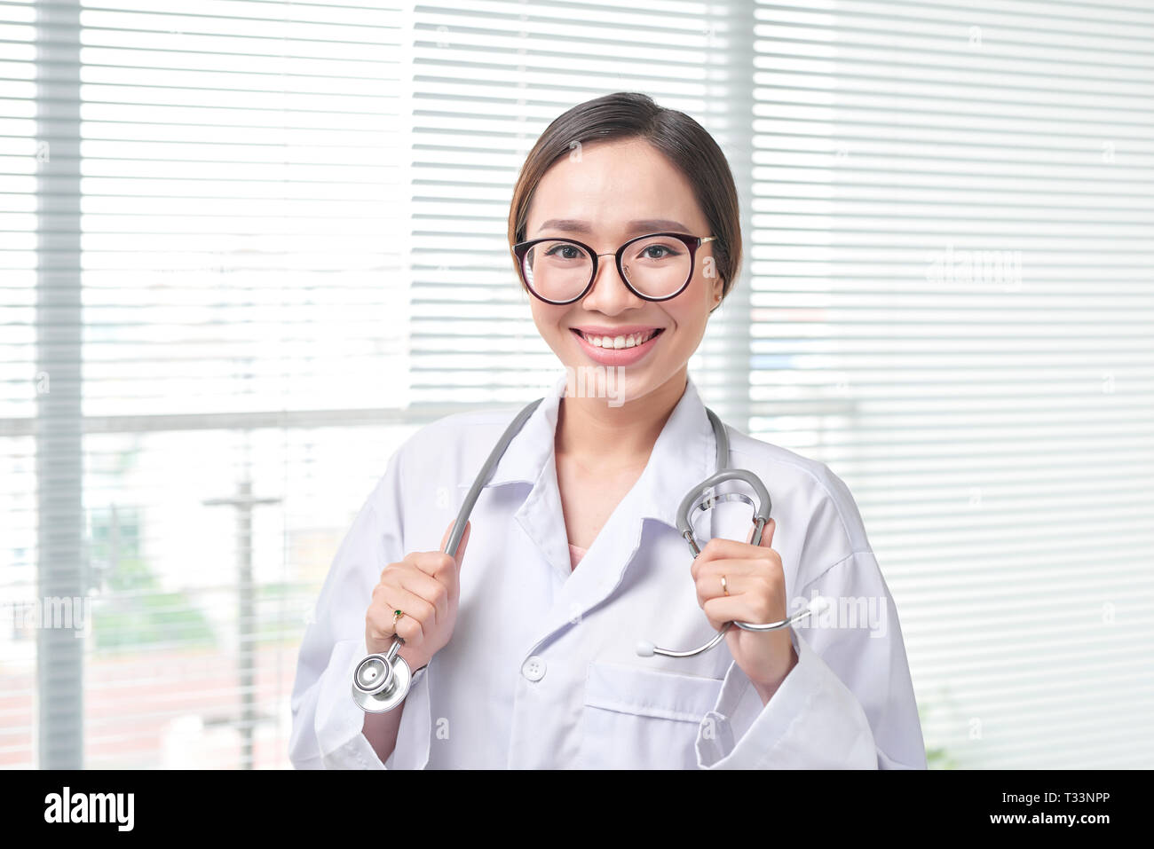 Professional worker hi-res stock photography and images - Alamy