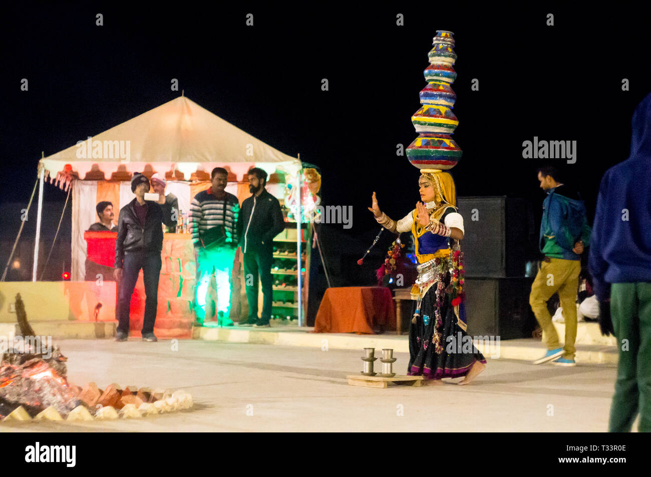 Dance performers at a desert camp in sum jaisalmer rajasthan Stock ...