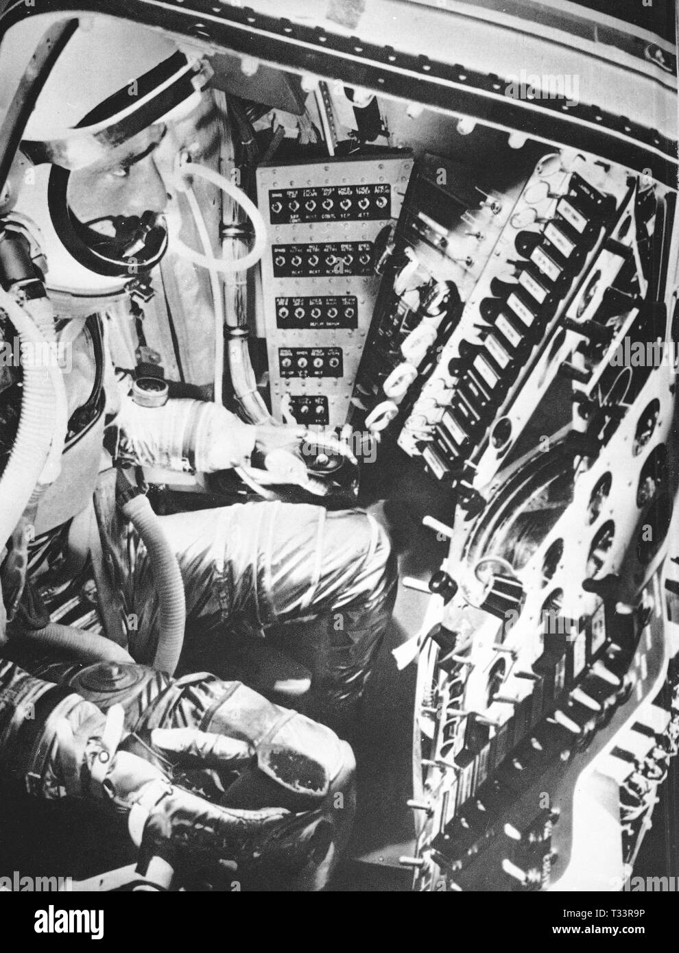 1960 mercury hi-res stock photography and images - Alamy