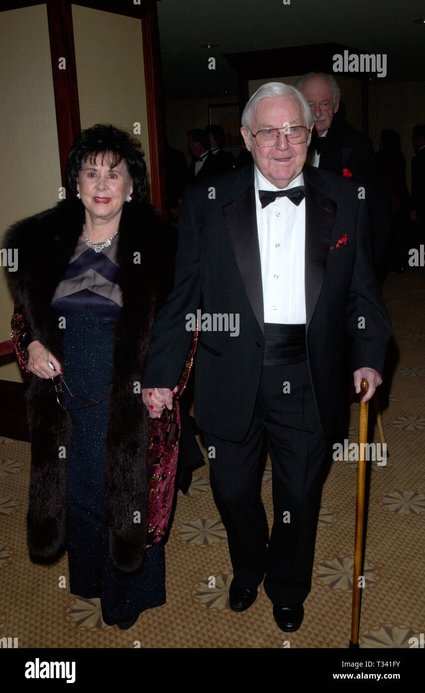 LOS ANGELES, CA. March 10, 2001: Veteran director ROBERT WISE & wife at ...