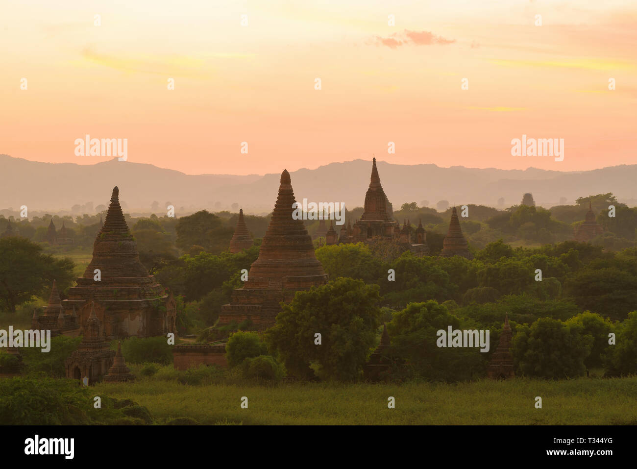 Dawn in ancient Bagan. Myanmar Stock Photo - Alamy